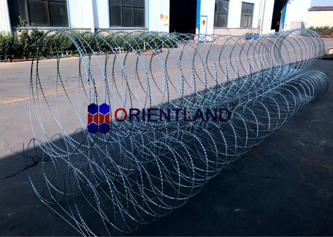 Concertina Razor Wire Fence For Rapid Deployment System 2.5mm Diameter ...