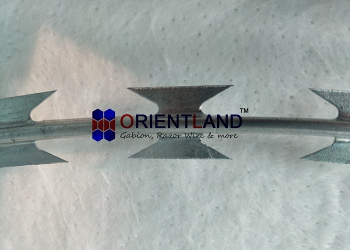 Hot Dipped Rolled Plate Razor Wire Strips Blade Erosion Resistant Bto-10