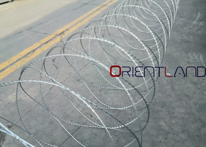 Military Use Concertina Razor Barbed Wire Fence Customisation Possible ...