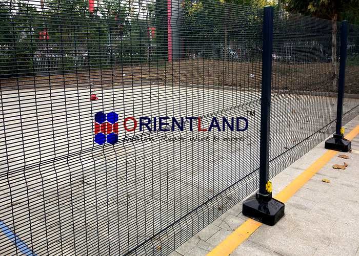 358 Welded Wire Mesh Security Fencing 900-2500mm Height 3"×0.5" Hole Size